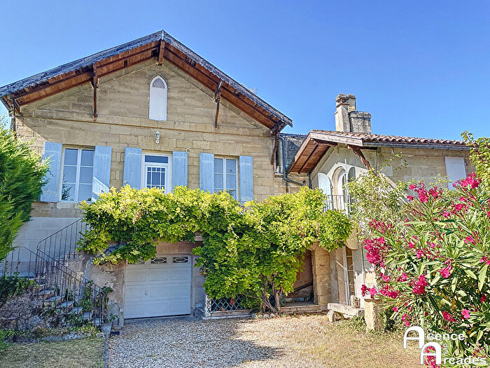 Maison à vendre - Asques - 8 pièces - 5 chambres