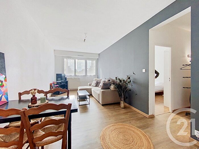 Cholet, Notre Dame - Appartement 2 pièces à louer