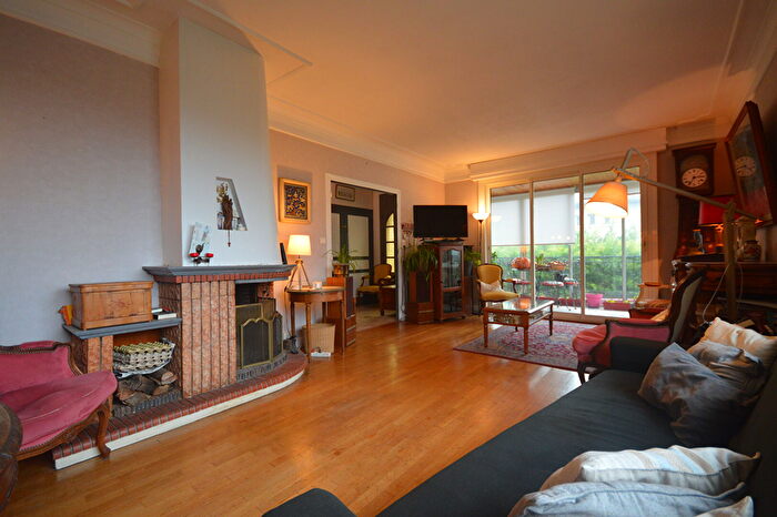 Maison à vendre - Talant, Centre-ville - 10 pièces - 7 chambres