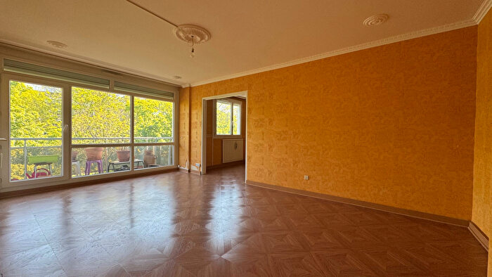 Appartement à vendre - Livry-Gargan, Centre-ville - 5 pièces - 4 chambres