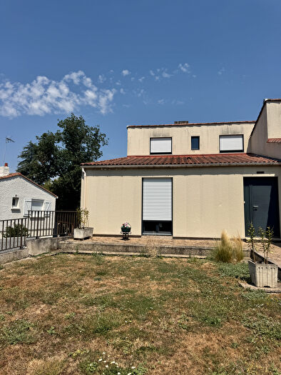 Maison 3 pièces à louer à Saint-Hilaire-de-Loulay