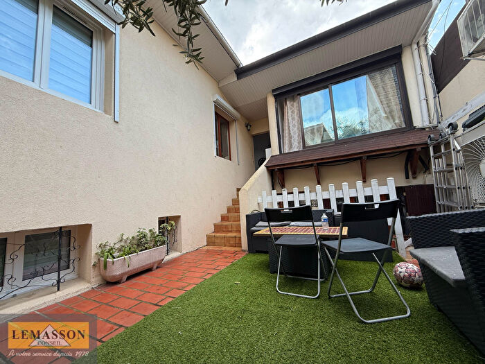 Appartement à vendre - Drancy, Le Petit Drancy - 4 pièces - 3 chambres