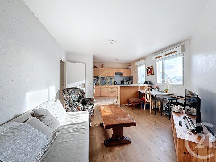 Appartement à vendre - Drancy, Le Petit Drancy - 3 pièces - 2 chambres