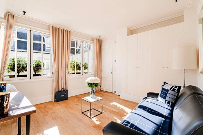 Palais Royal, Paris 1er arrondissement - Appartement 2 pièces à louer