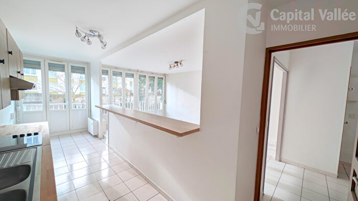 Appartement à vendre - Longjumeau, Gare, Marché - 3 pièces - 2 chambres