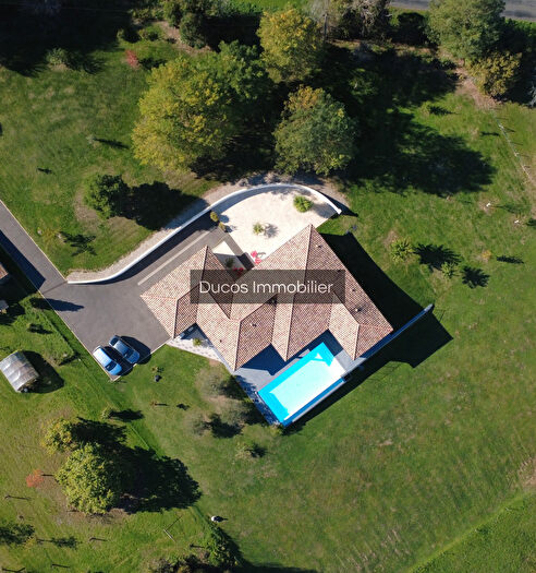 Maison 6 pièces à Le Mas-d'Agenais, à vendre