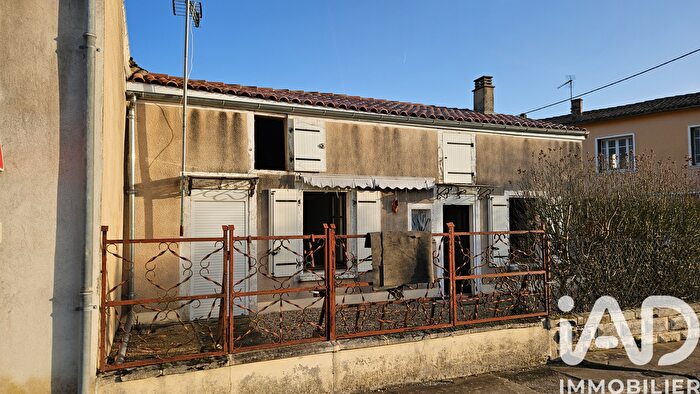 Maison 3 pièces à Les Gours, à vendre