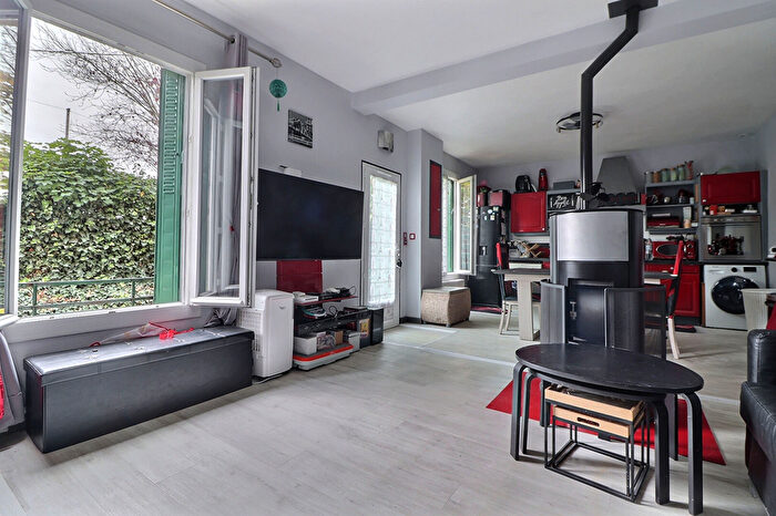 Maison à vendre - Bessancourt - 5 pièces - 4 chambres