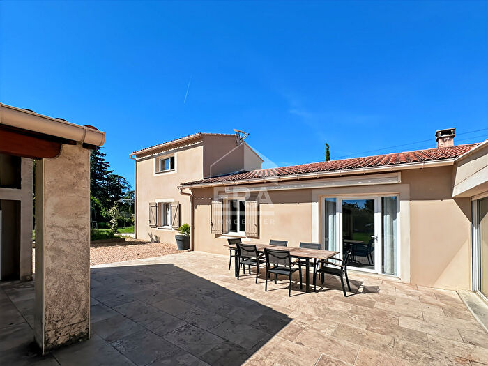 Maison 7 pièces à vendre à Châteaurenard, Roquecoquille, La Roquette, Rocher de Martin, Blaquières