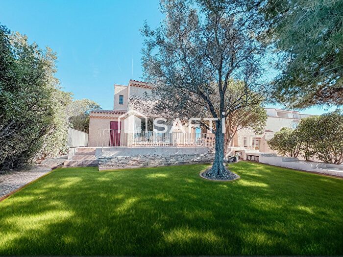 Maison à vendre - Martigues, Lavera - 5 pièces - 4 chambres