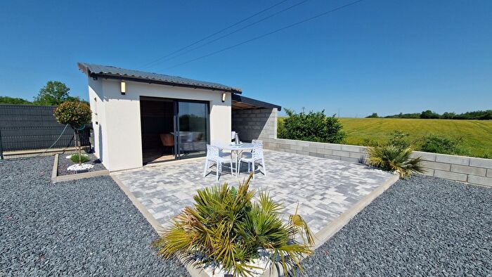 Maison 2 pièces à Dommary-Baroncourt, à vendre