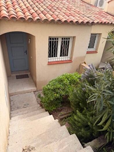 Maison à louer - Ecarts, Roquebrune-sur-Argens - 4 pièces