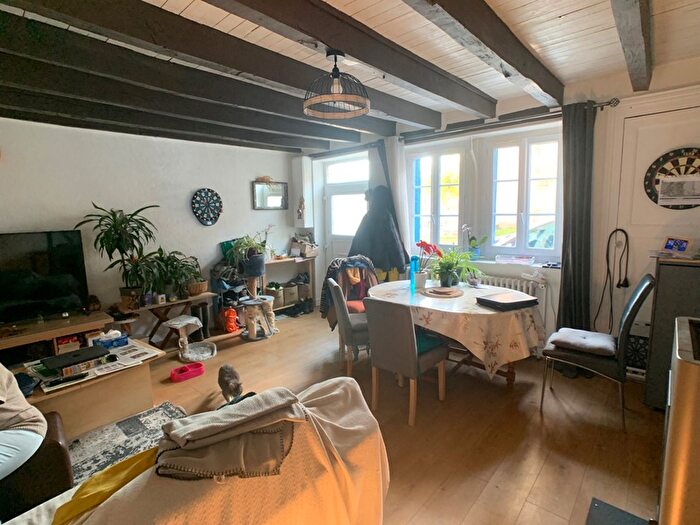 Maison 3 pièces à vendre à Chambérat