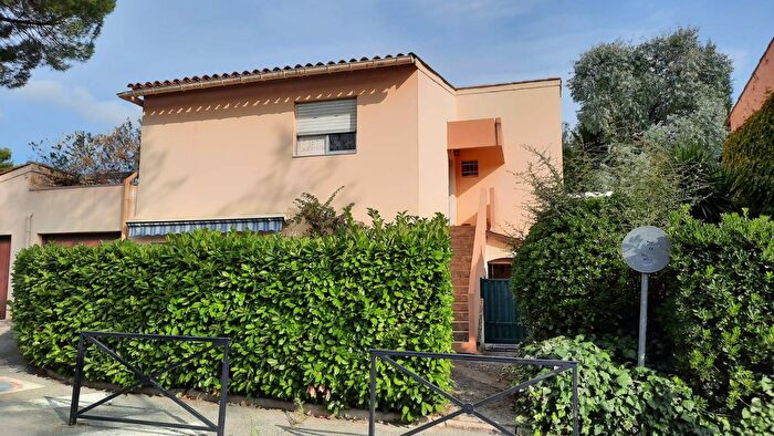 Appartement à louer - Garbejaire-Haut Sartoux, Valbonne - 3 pièces - 2 chambres