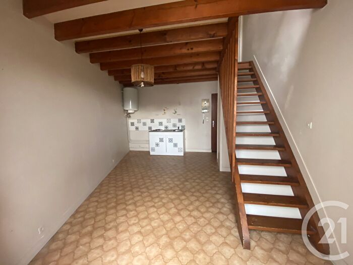 Appartement 2 pièces à louer à Mantes-la-Jolie, Centre-ville