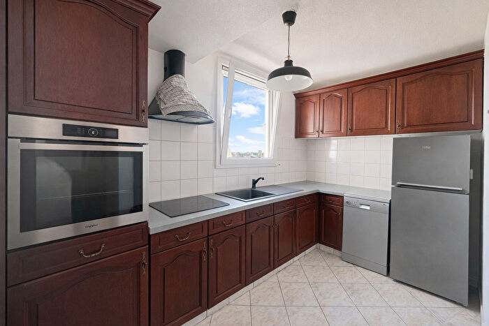 Appartement à vendre - Saint-Denis, Franc-Moisin, Bel-Air - 2 pièces - 1 chambre