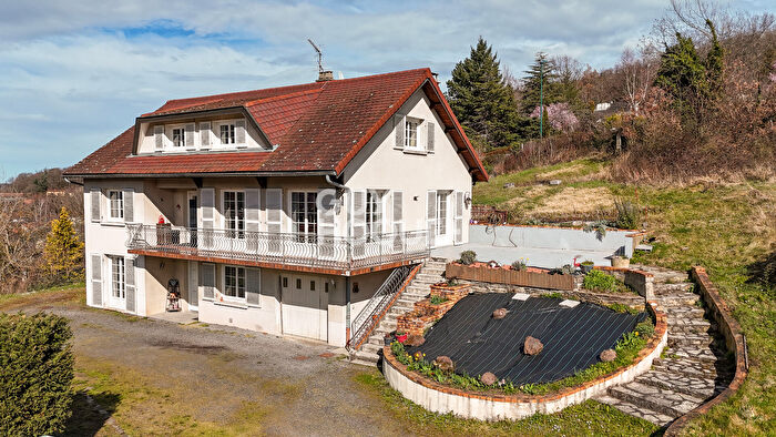 Maison à vendre - Nohanent - 9 pièces - 6 chambres