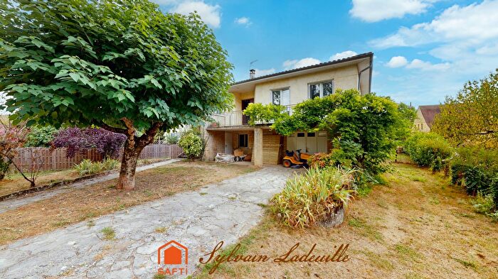 Maison à vendre - Saint-Cyprien - 6 pièces - 4 chambres