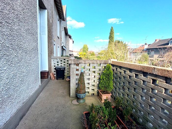 Maison à louer - Bénédictins-Montplaisir, Limoges - 6 pièces - 3 chambres