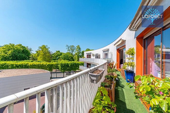 Appartement à vendre - Noisy-le-Grand, Centre-ville - 4 pièces - 3 chambres