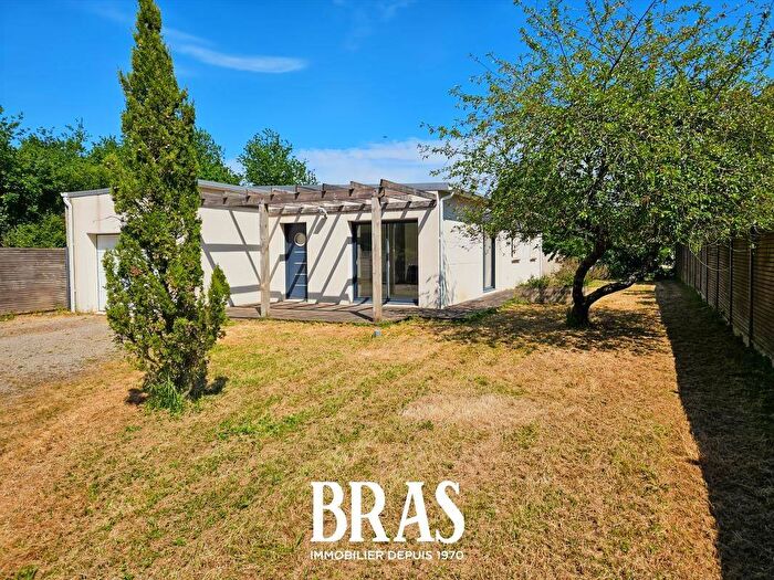 Brains - Maison 4 pièces à louer