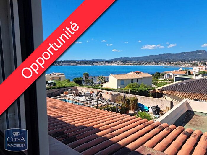 Appartement à vendre - Six-Fours-les-Plages, Font de Fillol, Rayolet, Le Brusc - 4 pièces - 2 chambres