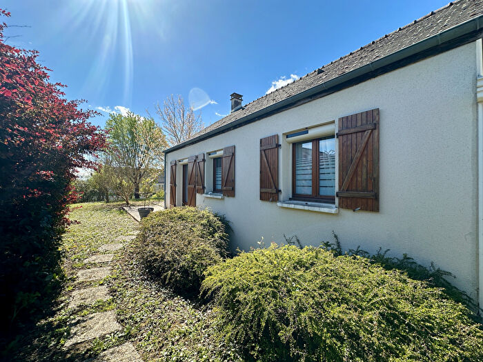 Maison à vendre - Saint-Étienne-de-Chigny - 4 pièces - 2 chambres