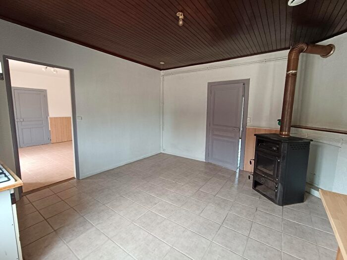 Maison à vendre - Savigny-en-Revermont - 4 pièces - 2 chambres