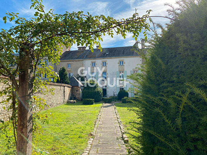 Maison à vendre - Fontenay-le-Comte, Centre-ville, Les Loges, La Pommeraie, La Sablière - 8 pièces - 6 chambres