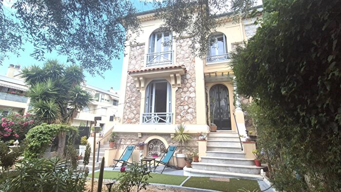 Nice, Poètes - Maison 6 pièces à vendre