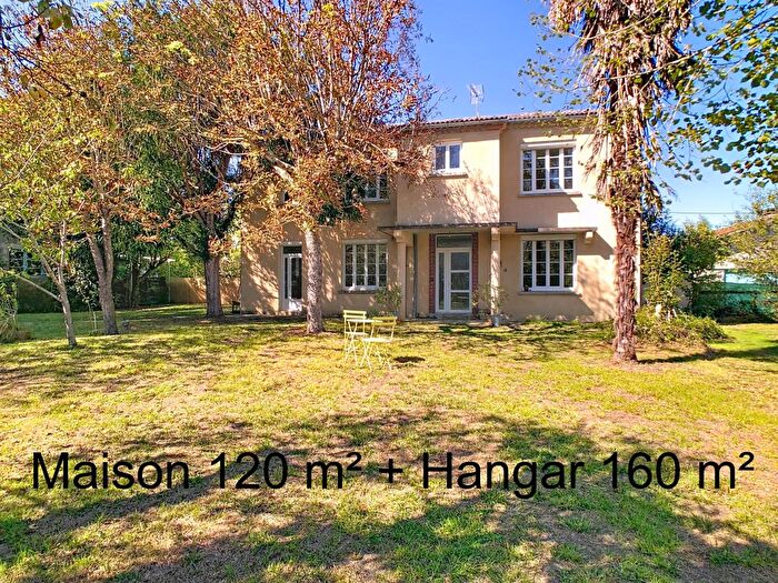 Maison à vendre - Mirande - 5 pièces - 3 chambres