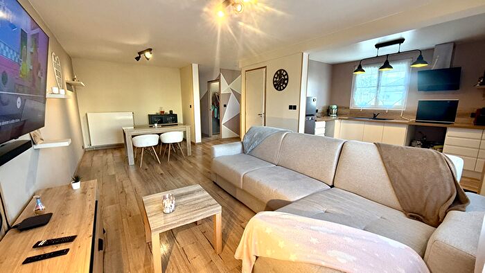 Maison à vendre - Mantes-la-Jolie - 5 pièces - 3 chambres