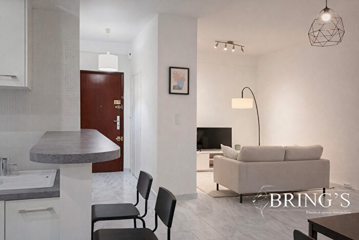 Appartement à louer - Nice, Borriglione - 2 pièces - 1 chambre