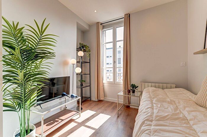 Appartement à louer - Gratte Ciel, Villeurbanne - 1 pièce