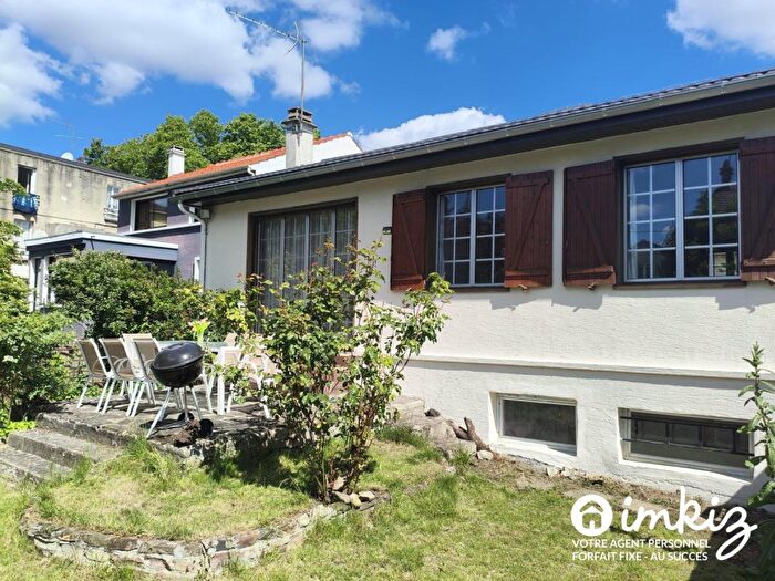 Maison à vendre - Saint-Denis, Romain Rolland - 9 pièces - 7 chambres