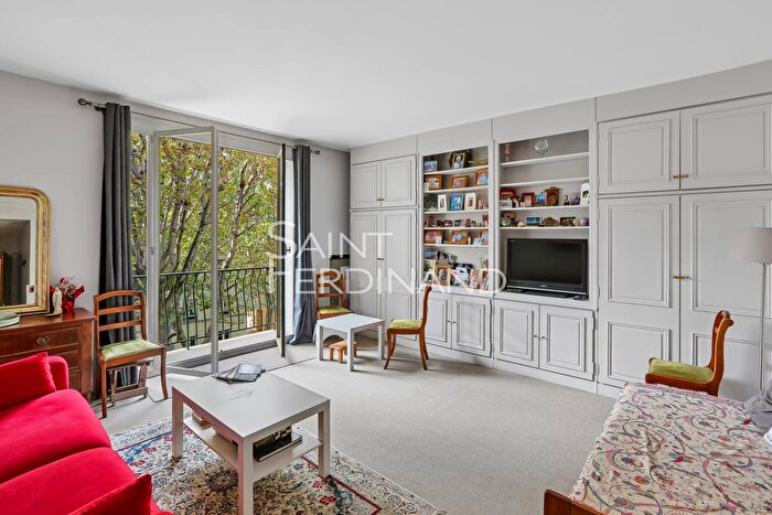 Neuilly-sur-Seine, Parc de Neuilly : Appartement 1 pièce à vendre