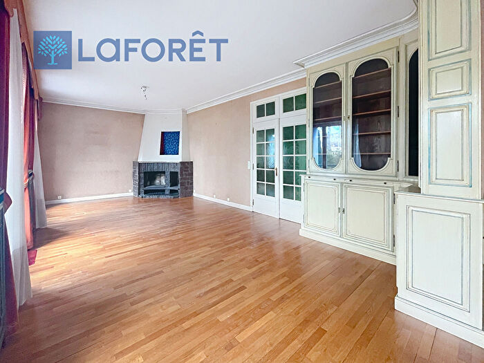 Appartement à vendre - Lorient, Centre-ville - 6 pièces - 4 chambres