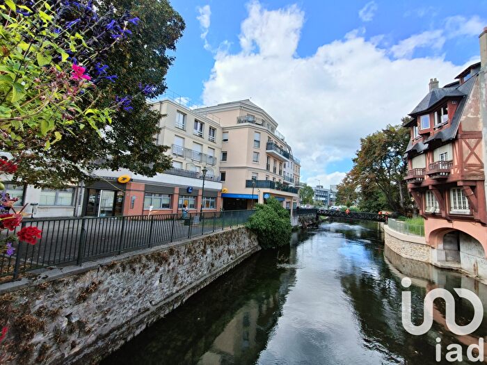 Appartement à vendre - Corbeil-Essonnes, Centre-ville - 3 pièces