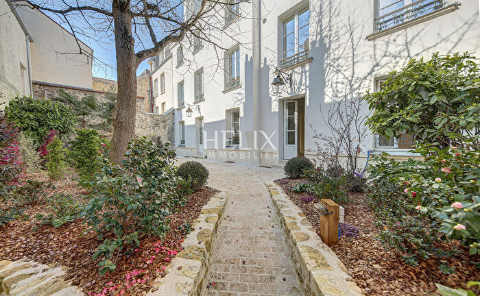 Appartement à louer - Saint-Germain-en-Laye, Centre-ville, Quartiers forestiers - 7 pièces - 4 chambres