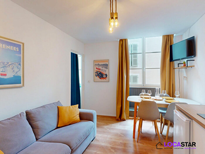 Appartement à louer - Pau, Centre-ville - 2 pièces - 1 chambre