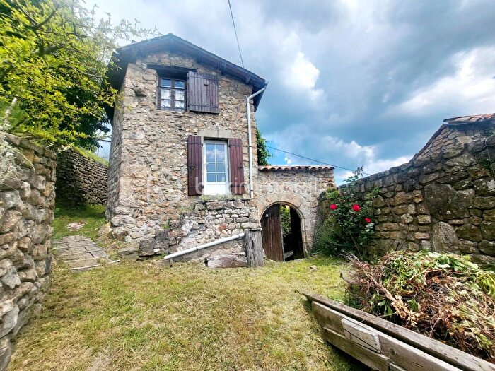 Maison 6 pièces à Thueyts, à vendre