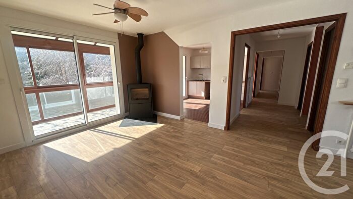 Maison à louer - Saint-Bonnet-en-Champsaur - 6 pièces - 5 chambres