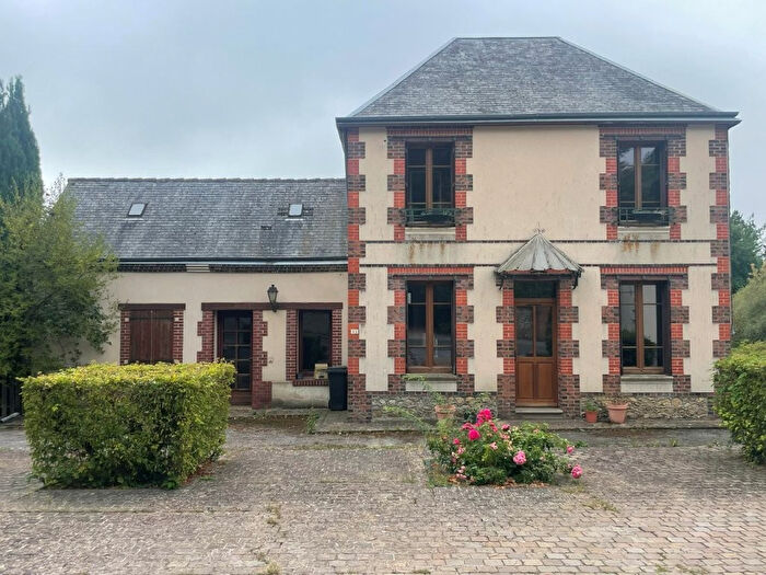 Maison 5 pièces à vendre à Chapelle-Guillaume