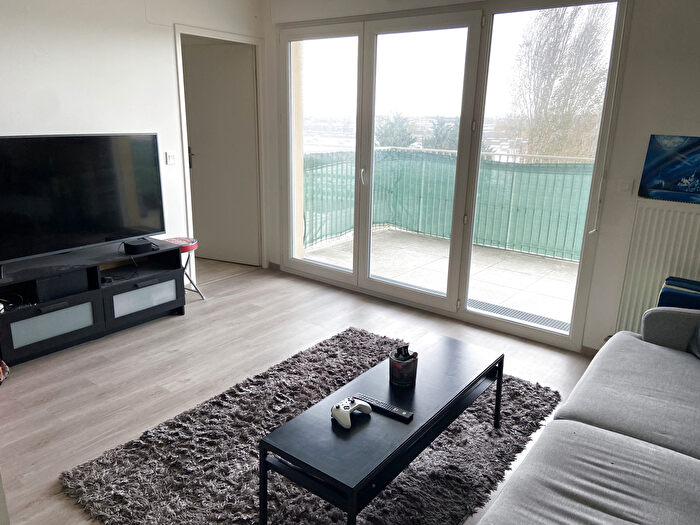 Appartement à vendre - Louvres - 2 pièces - 1 chambre