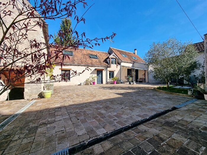 Maison 4 pièces à vendre à Milly-la-Forêt