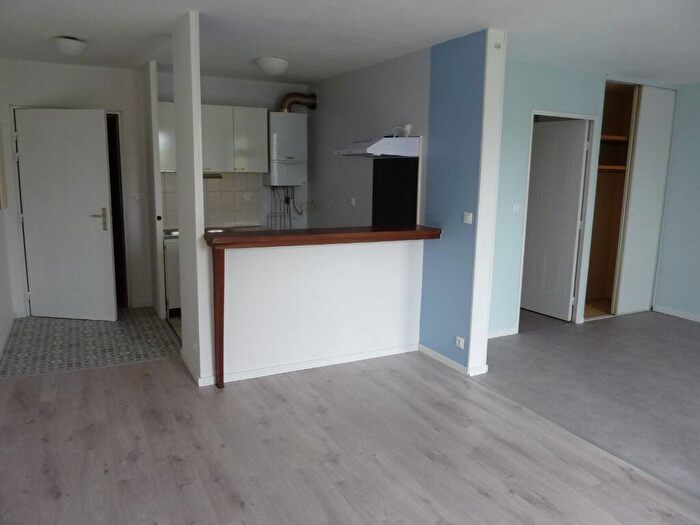 Centre Ville, Nogent-sur-Oise - Appartement 2 pièces à louer