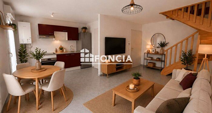 Nord Est, Gretz-Armainvilliers : Appartement 3 pièces à louer