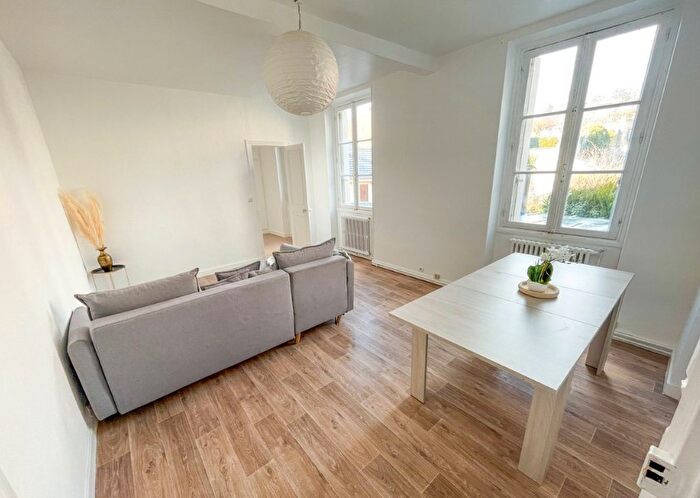 Appartement à louer - Étampes - 2 pièces - 1 chambre