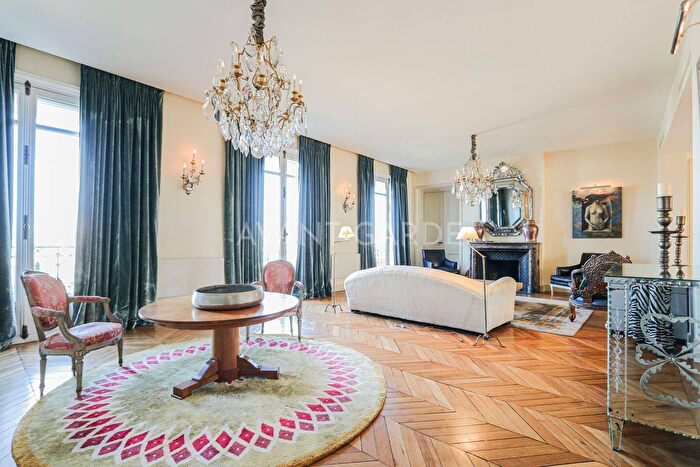 Chaillot, Paris 16ème arrondissement - Appartement 6 pièces à louer