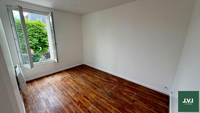 Enghien-les-Bains : Appartement 2 pièces à vendre